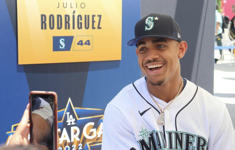 The Universe Giving Julio Rodríguez What He Asked For – LatinoMVP Award ...