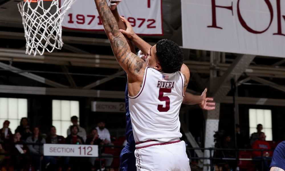 🎥 WATCH: Fordham’s Joshua Rivera SLAMS one down on Dayton! – Latino Sports