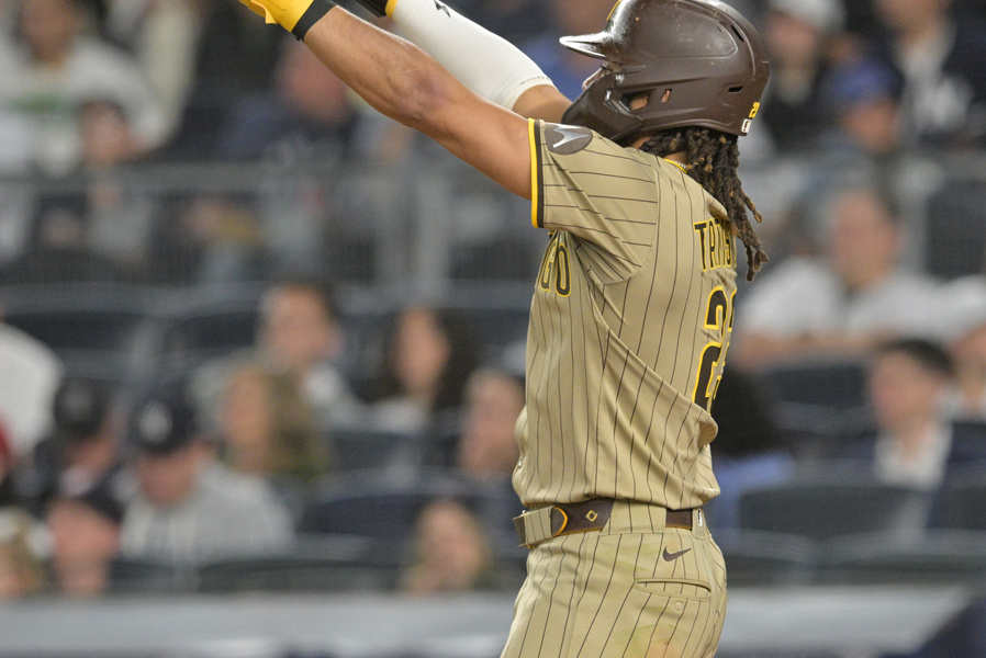 🎥 WATCH: Fernando Tatis Jr. crushes career home run No. 150 – Latino Sports