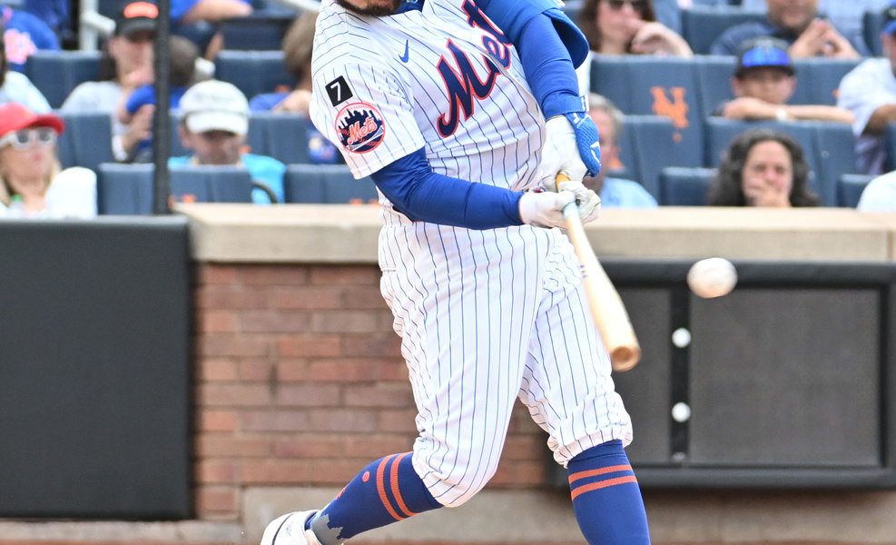 Torrens Ignites Mets In Electrifying 13–3 Rout On Phillies – Latino Sports