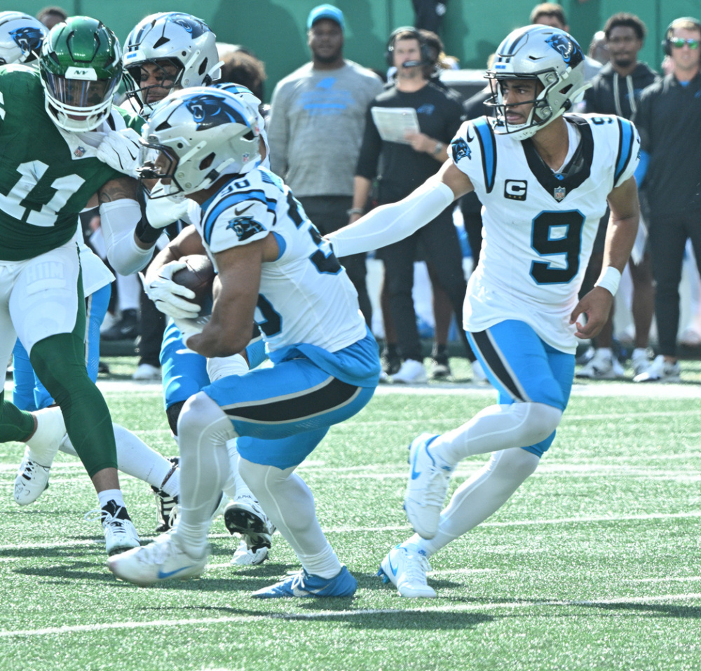 📸 LATINO SPORTS GALLERY: Carolina Panthers at New York Jets – Week 7 of ...