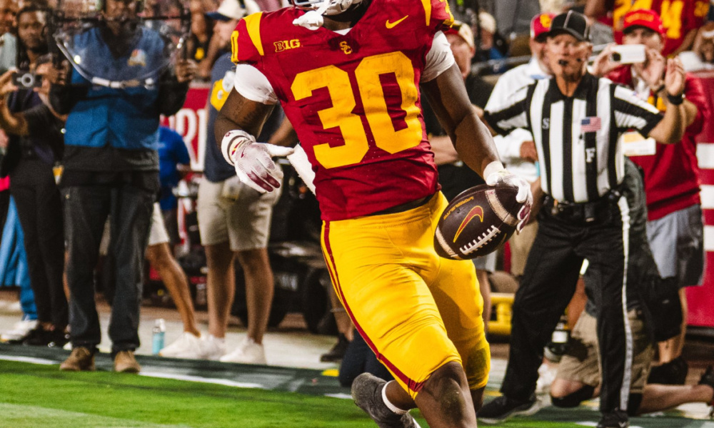 USC Overpowers Michigan 31-13 as King Miller Rushes for 158 Yards ...