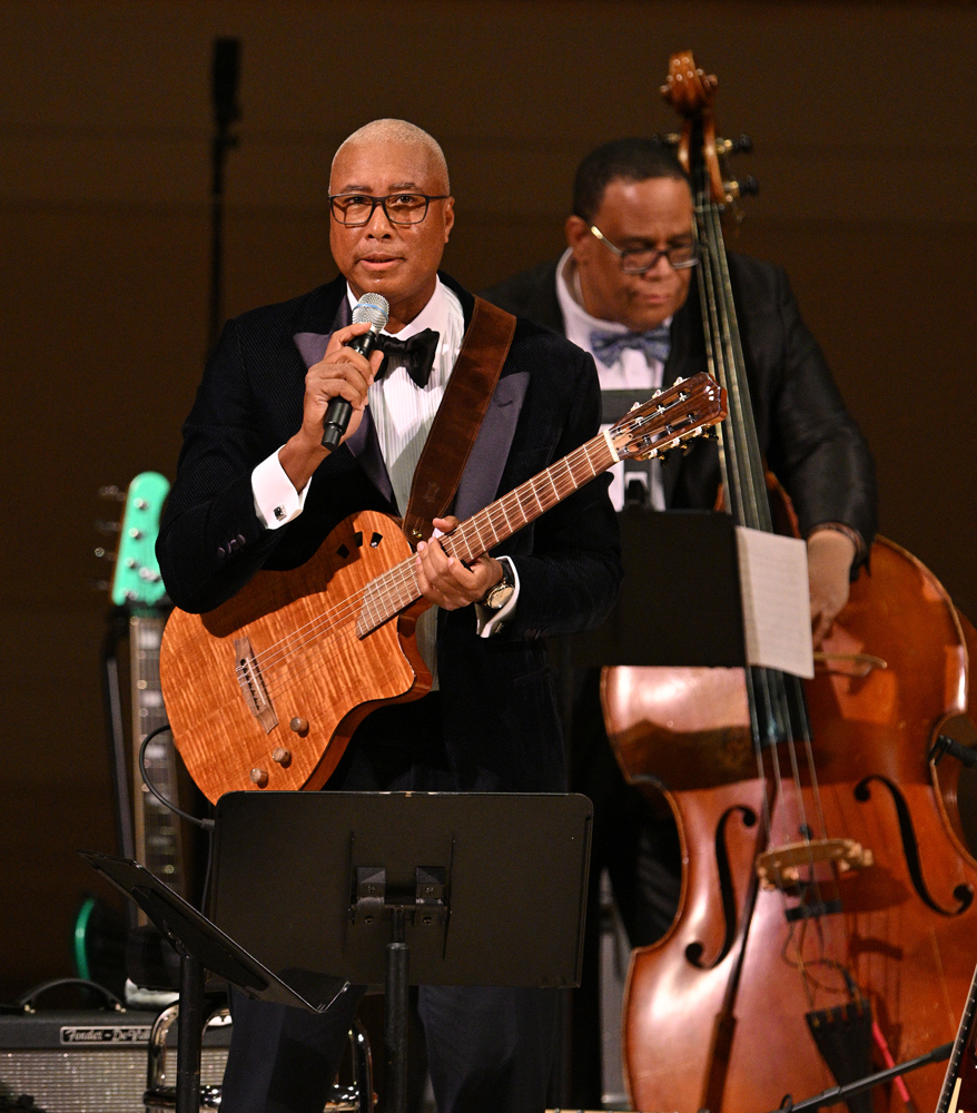 📸 LATINO SPORTS GALLERY: A Historic Night for Bernie Williams, Jonathan ...