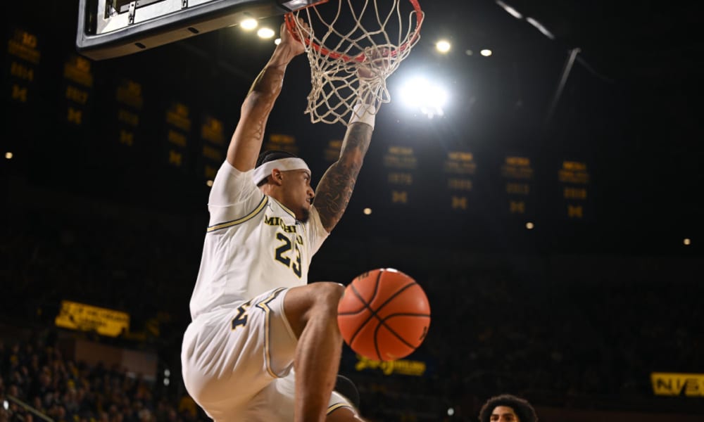 Dominican Representation in No. 24 USC vs. No. 2 Michigan – Latino Sports